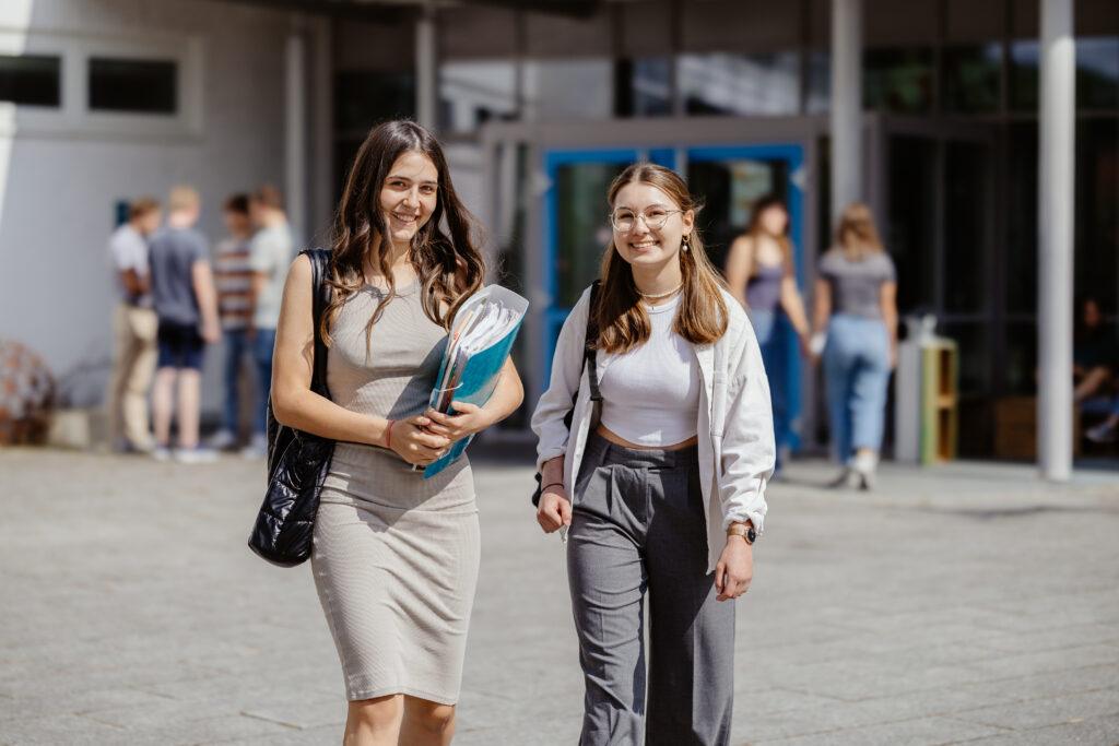 FOS Schönbrunn - Fachoberschule Landshut-Schönbrunn